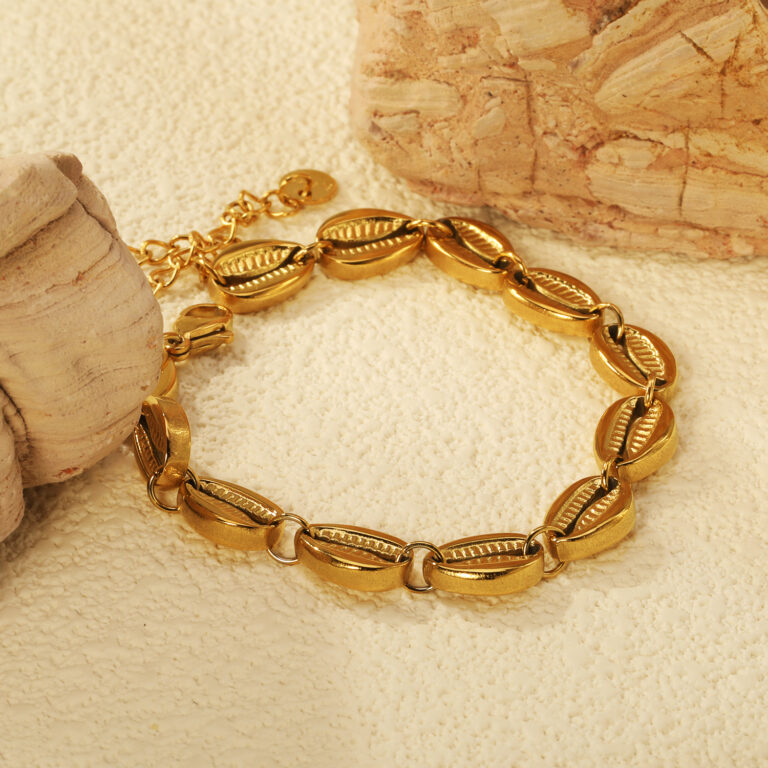 Shell-Inspired Bracelet – Gold – Fability Shop